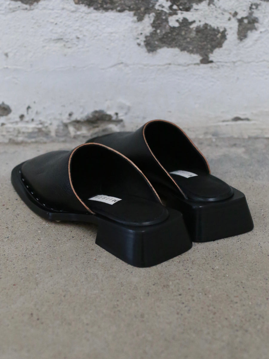 Miista Fall/Winter 2025 Rune Black Mules, Spain, MST-MI_5764-HEI, Blac