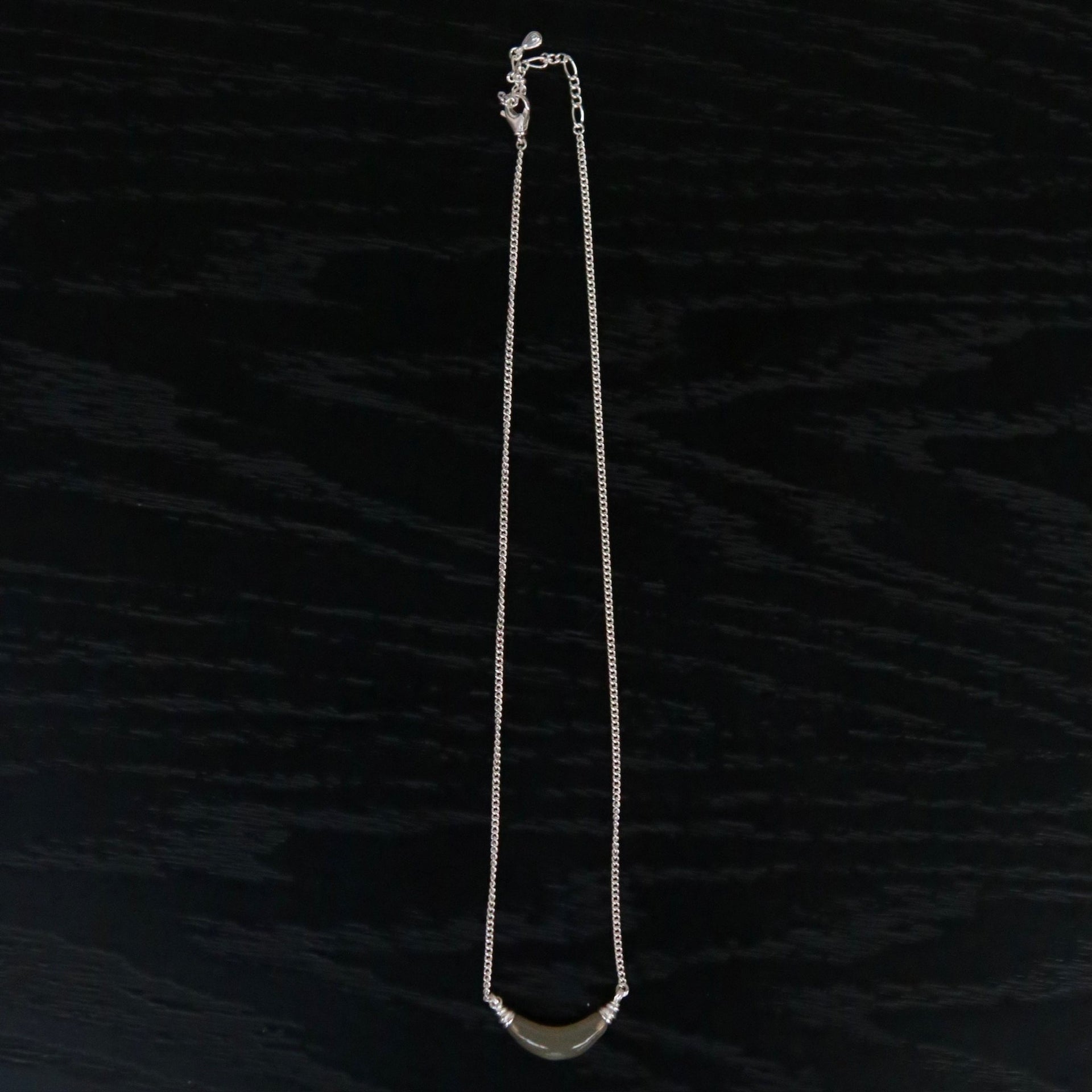 OLIO E ACETO Sterling Silver Black/White Ox Horn Crescent Pendant Neck