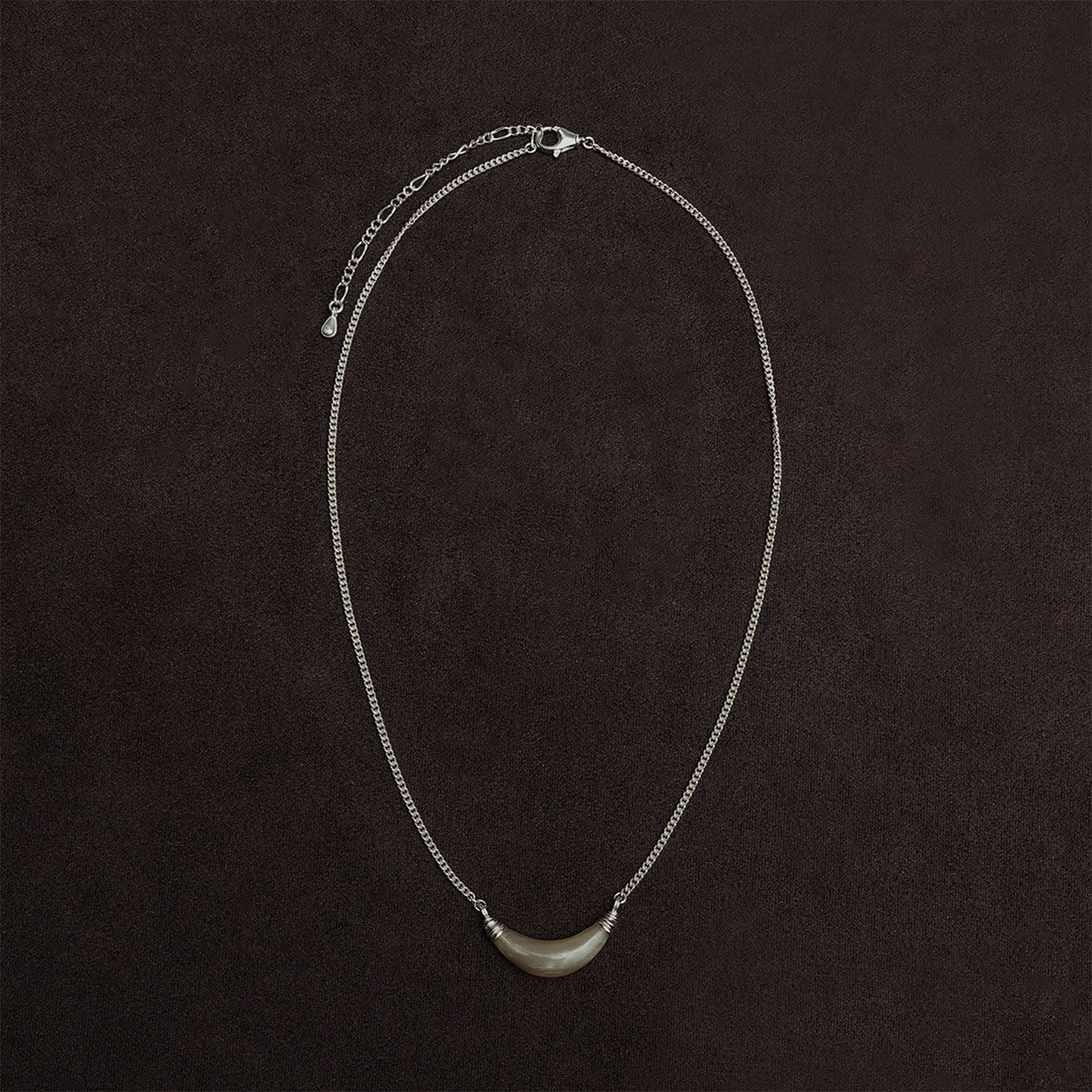 OLIO E ACETO Sterling Silver Black/White Ox Horn Crescent Pendant Neck