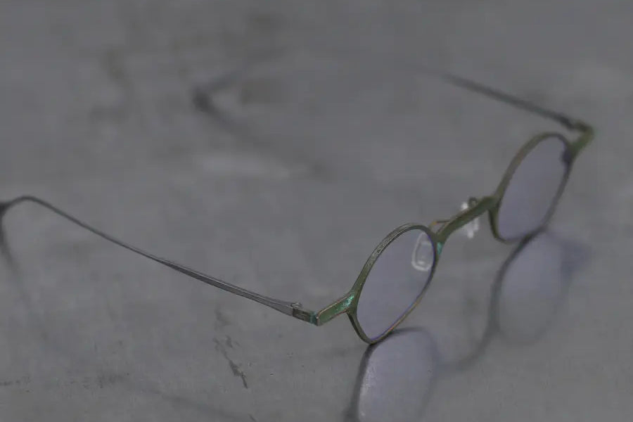 Rigards Copper Titanium Hand Polished Shaped Frame Eyeglasses RG1923CU