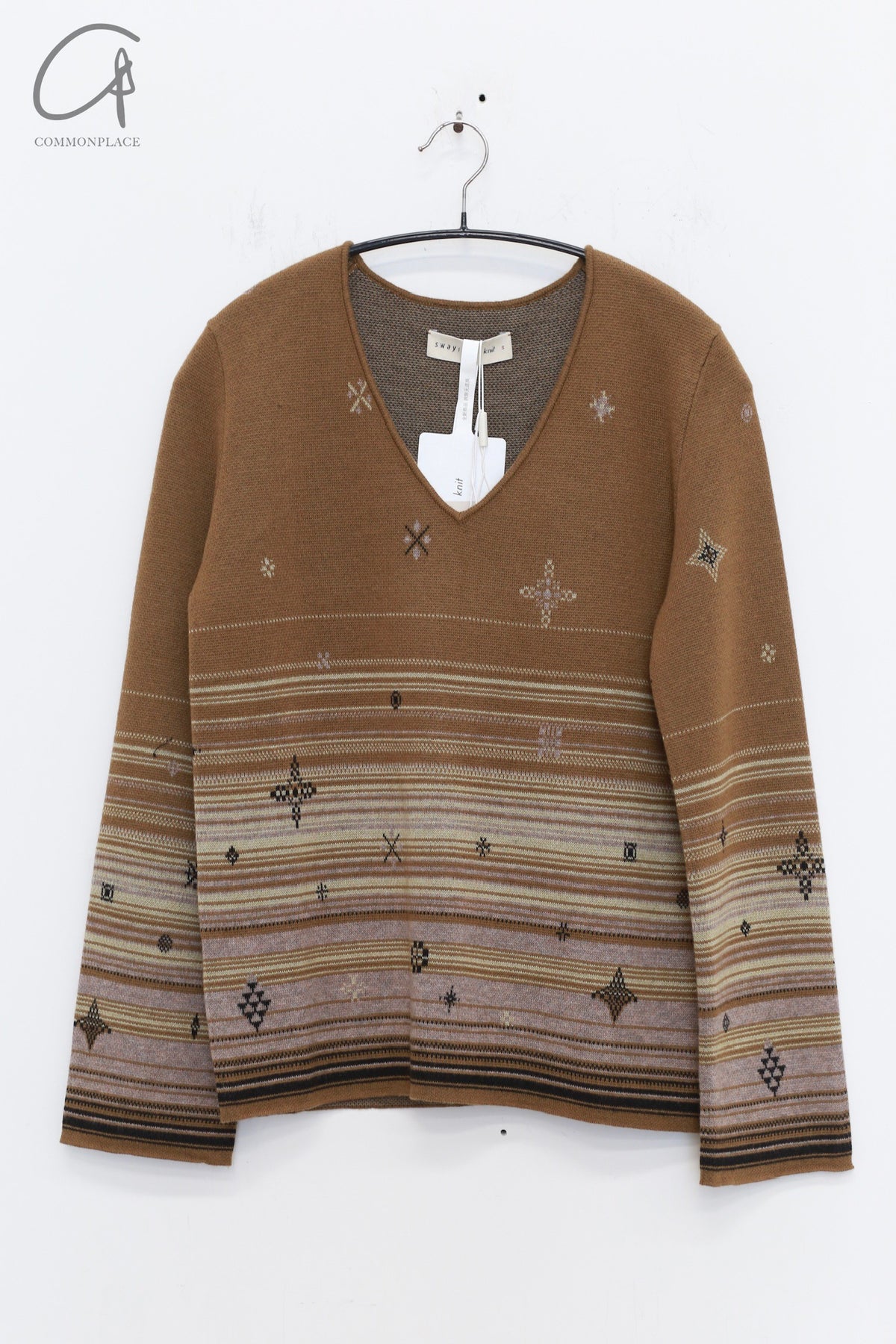 SWAYING/KNIT