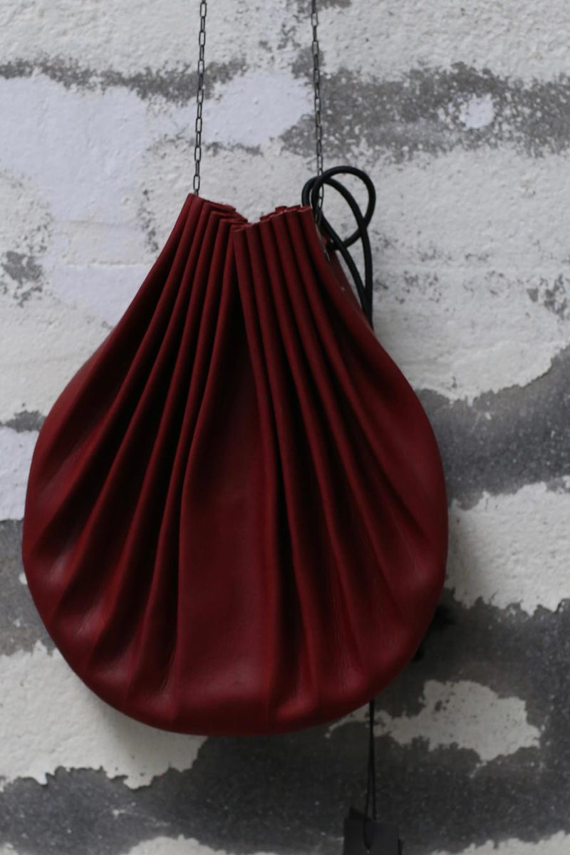 m.a+ Small Shell Bag with Chain B703/C-VA1.0 Chili Red